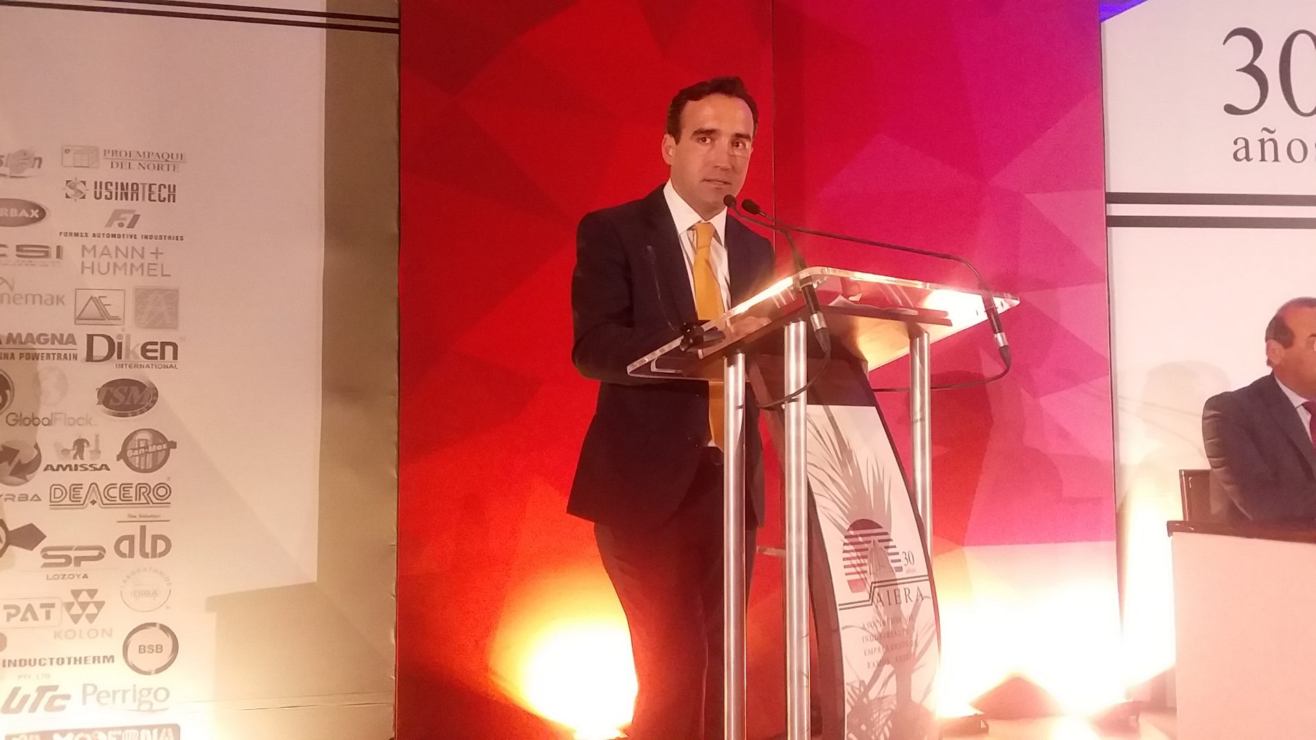 Es Mario Ricardo Hernández Saro el nuevo presidente de la AIERA