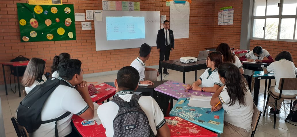 Coahuila impulsa la excelencia académica en planteles del COBAC