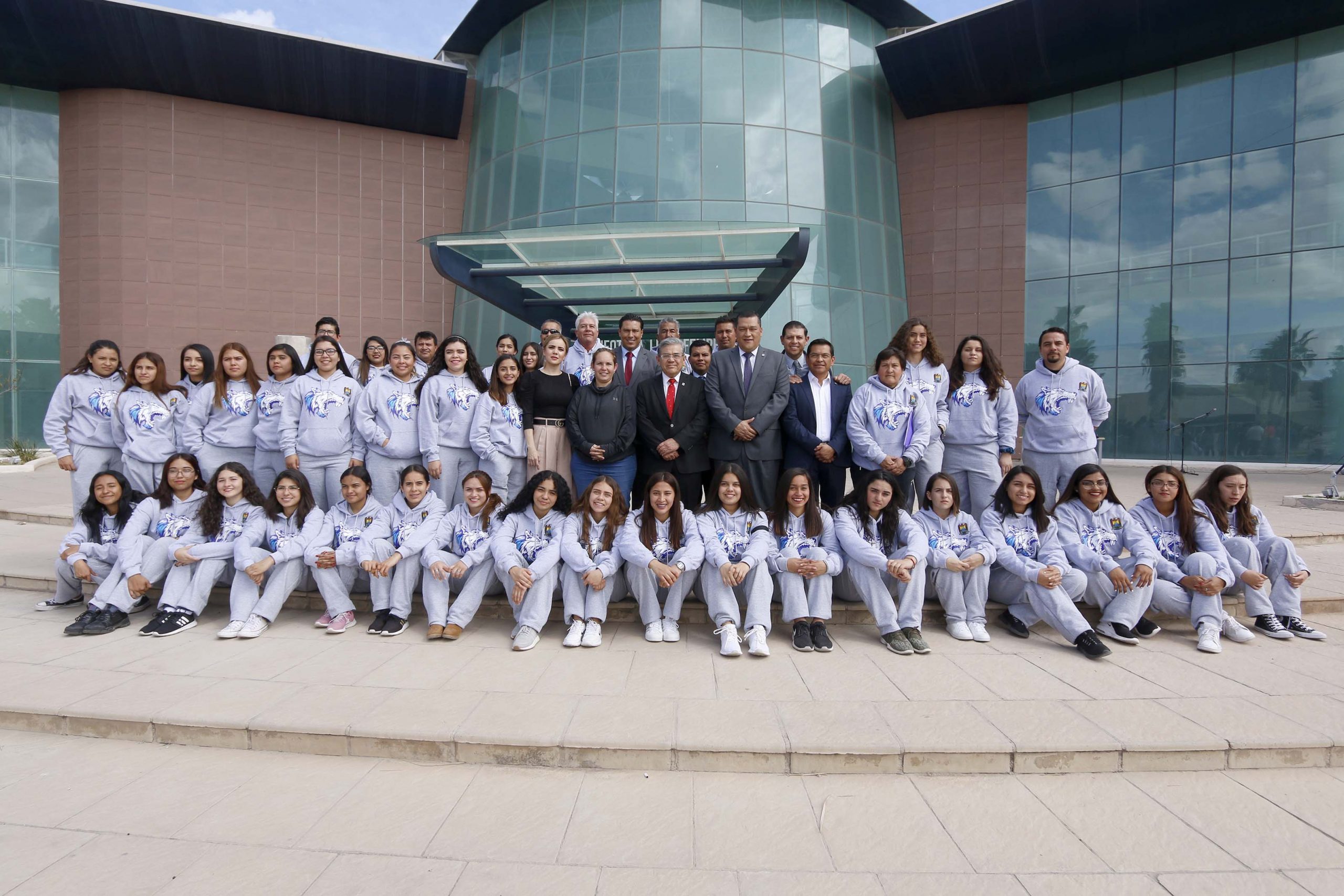 Entrega de uniforme representativo a equipos de UT 9 | El Heraldo de ...