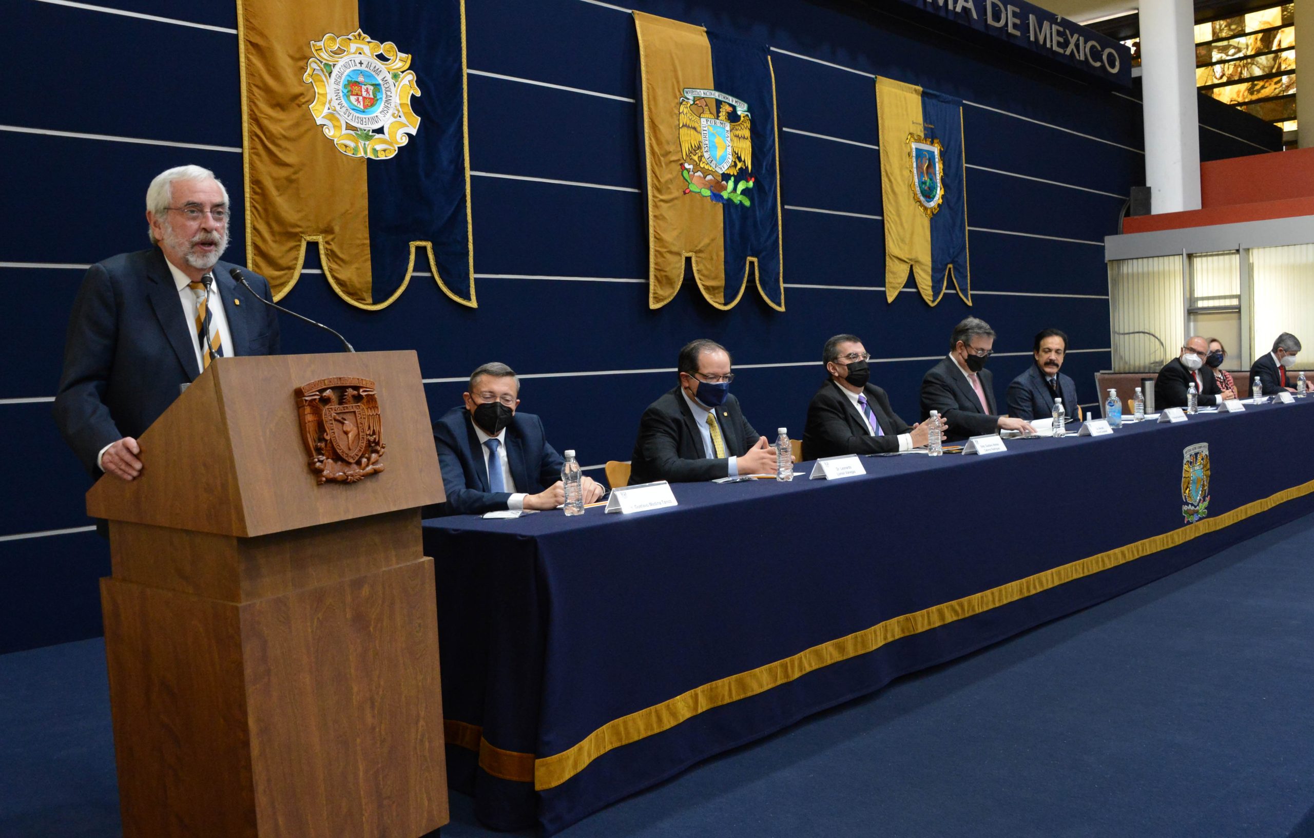 Ponen en marcha el Proyecto COLMENA, la primera misión de México a La Luna