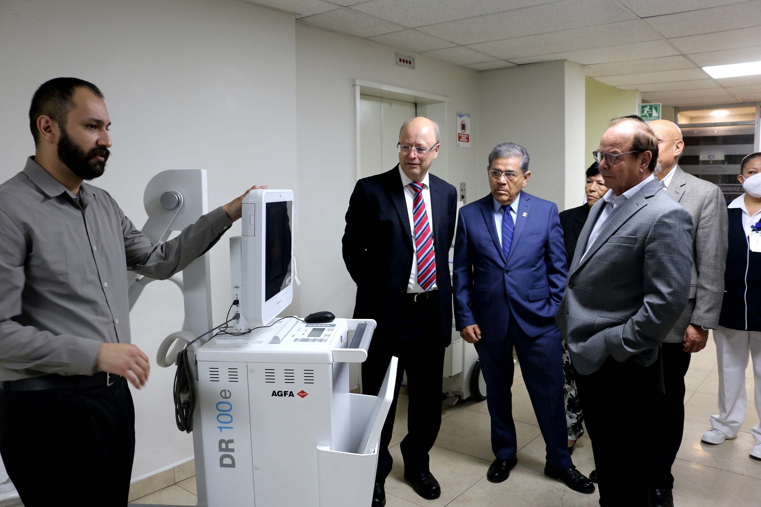 Renueva Hospital Universitario de Saltillo su Área de Radiología e Imagen