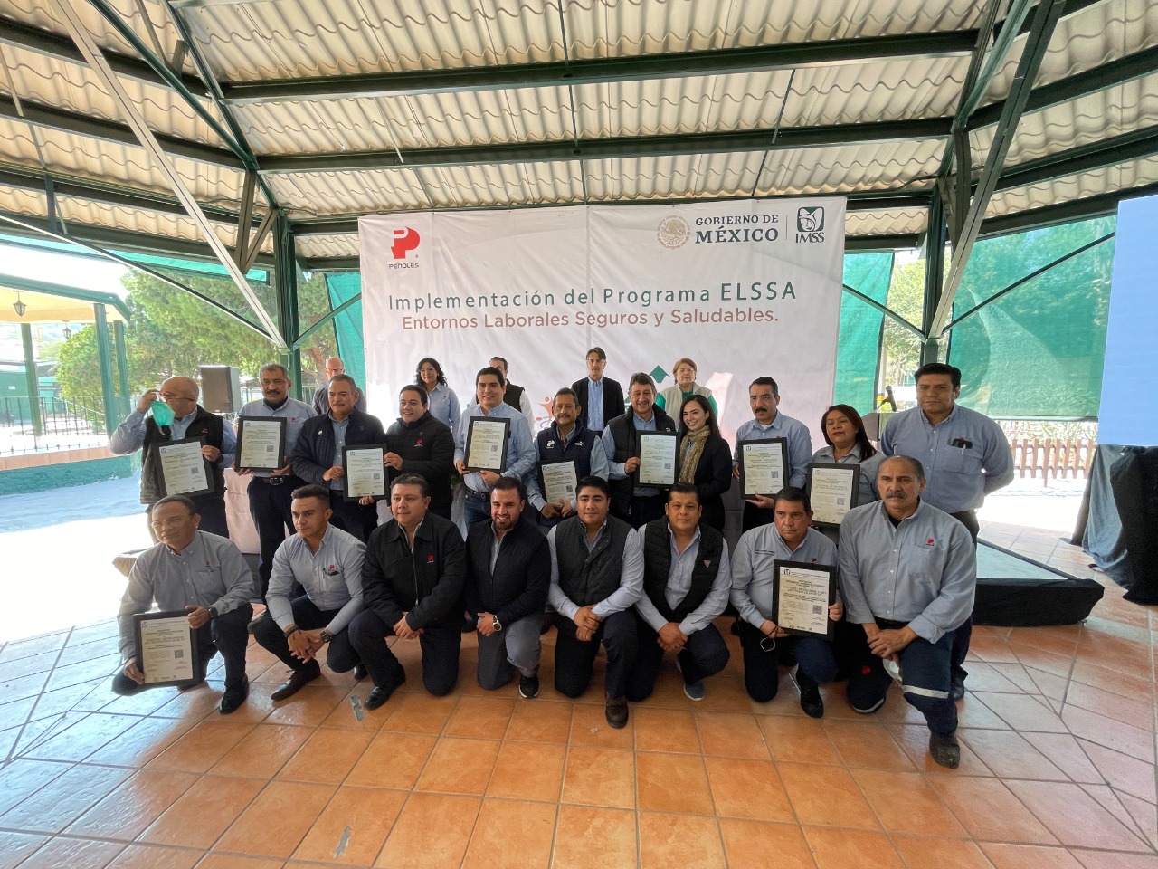 Entrega IMSS Coahuila distintivo Entornos Laborales Seguros y ...