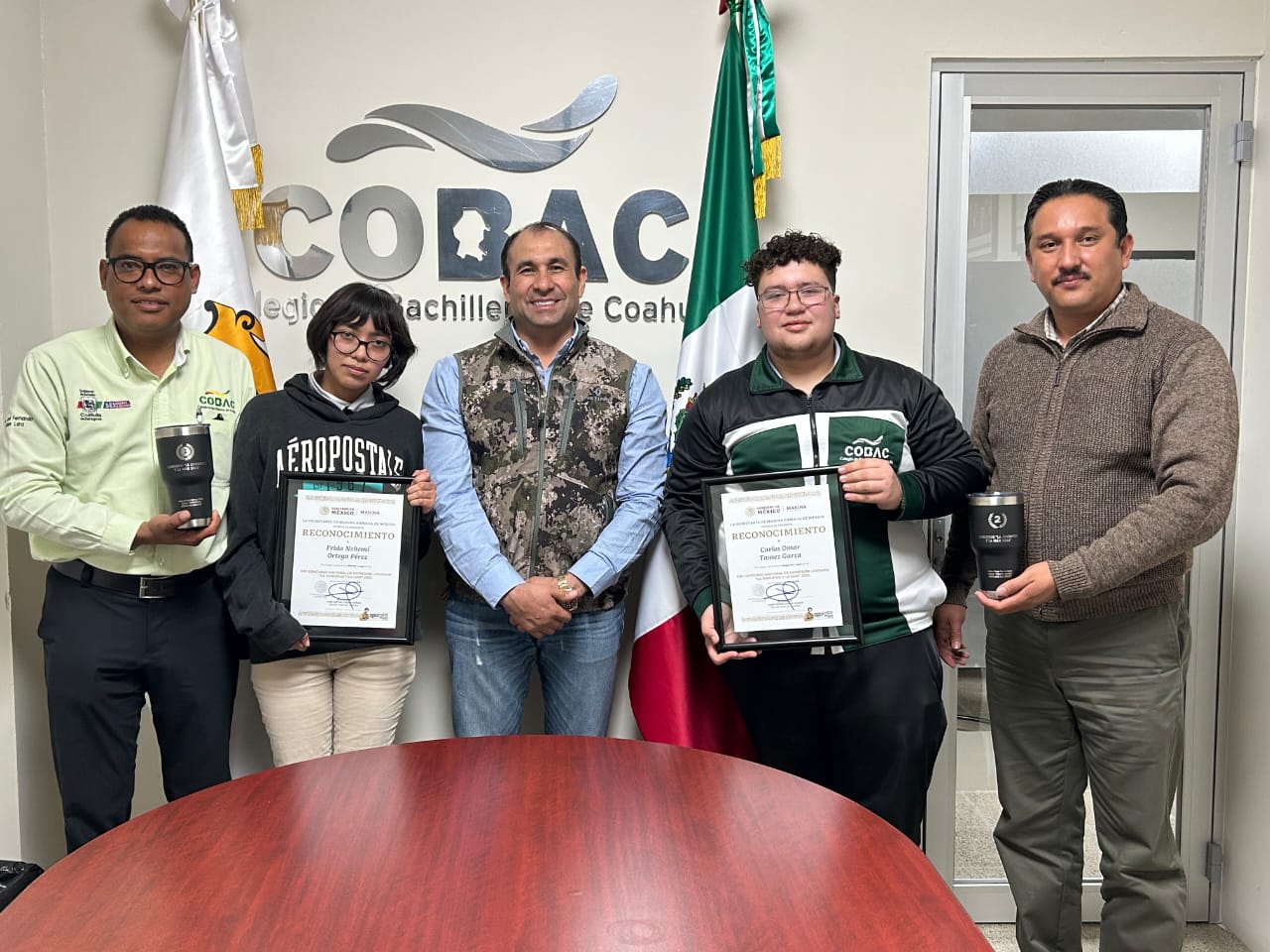 Alumnos de COBAC, ganadores de ‘La juventud y la mar’