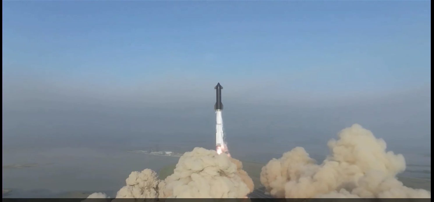 Starship, la nave de Elon Musk, explota a los 2 minutos del despegue