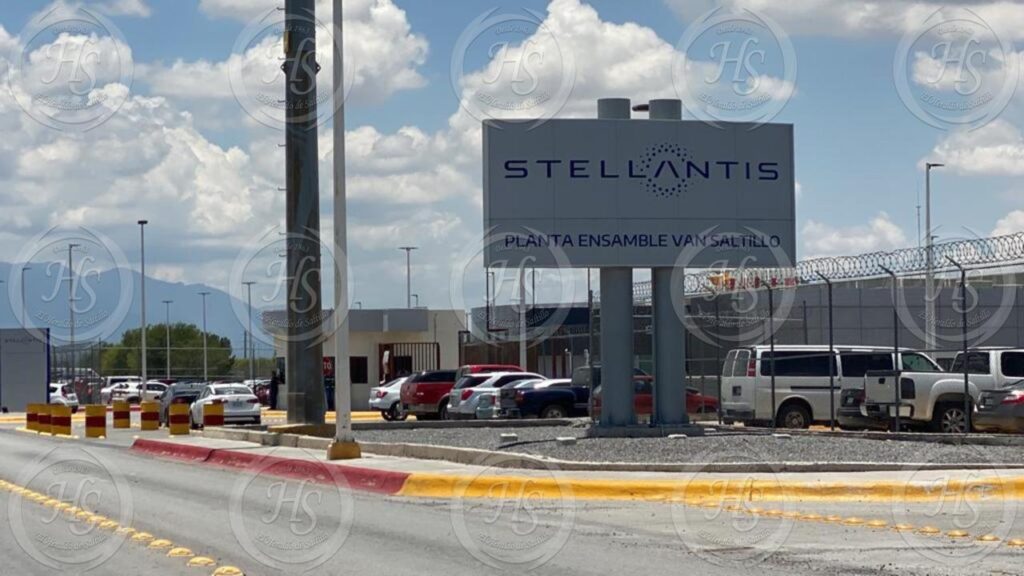 Muere aplastado por paca de materiales al interior de Stellantis en ...