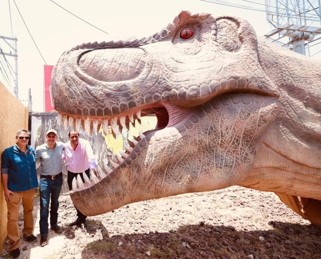 T- Rex gigante dará la bienvenida a visitantes de Ramos Arizpe