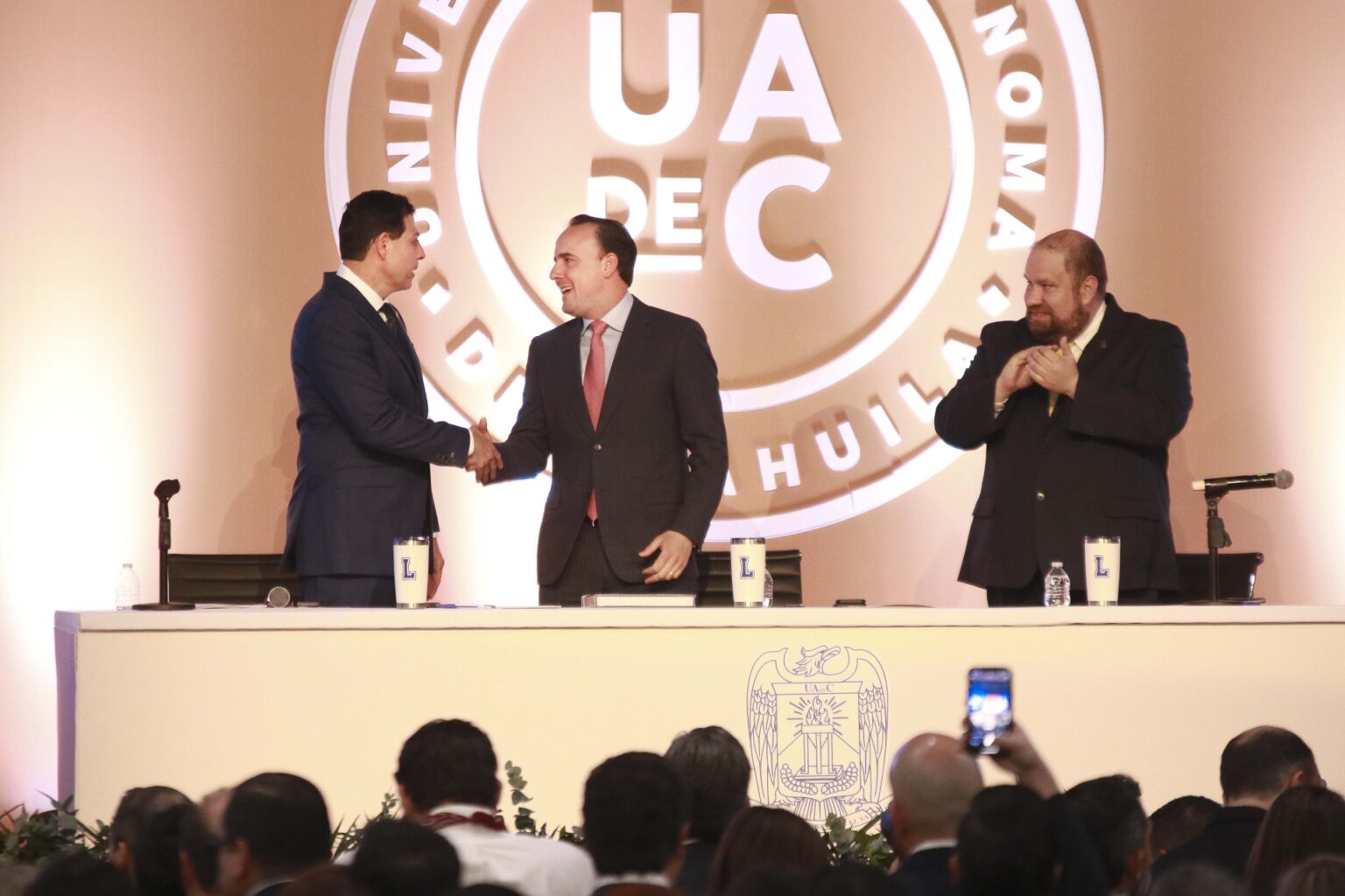 Lobos que Inspiran, Educación que Transforma: rector de la UAdeC rinde su primer informe