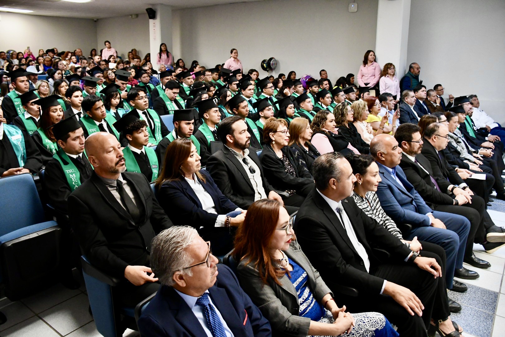 Se gradúa 16 | El Heraldo de Saltillo