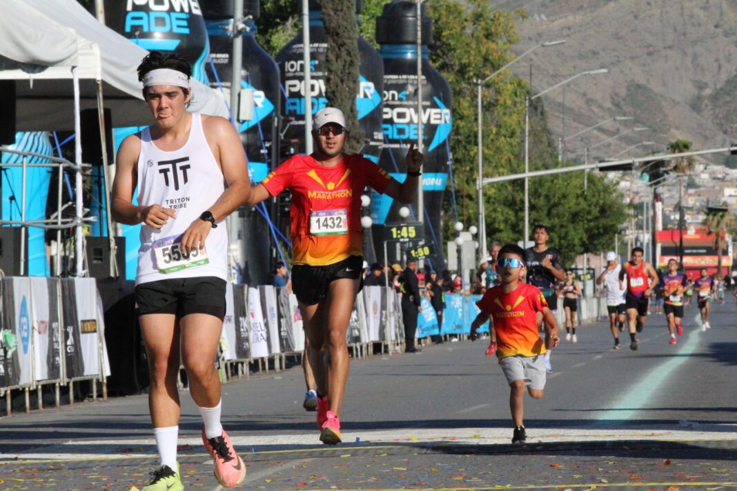 Miles de runners inundan Saltillo; un éxito la 21K Coahuila 2025