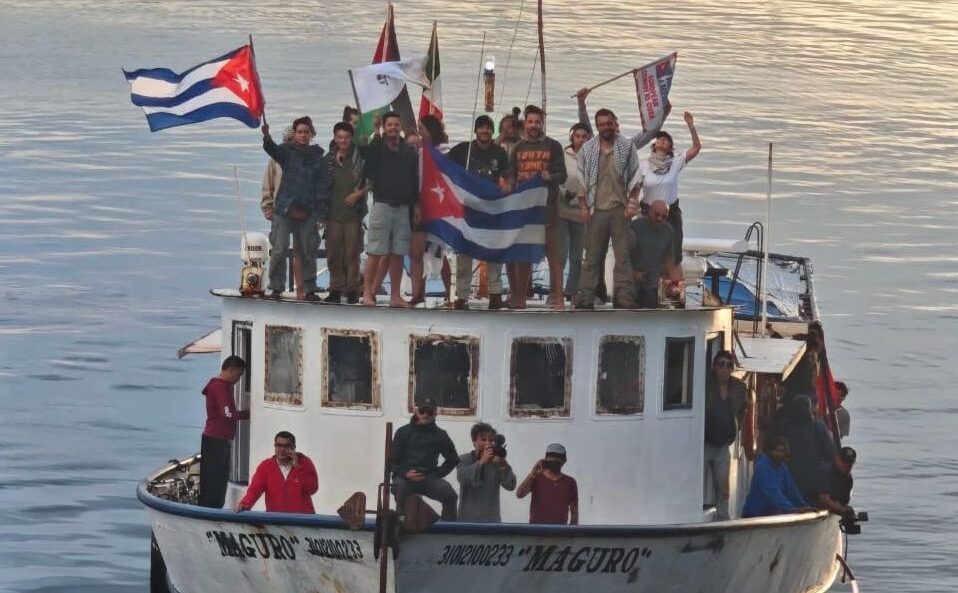 Llega a Cuba la flotilla independiente 'Nuestra América' con ayuda ...