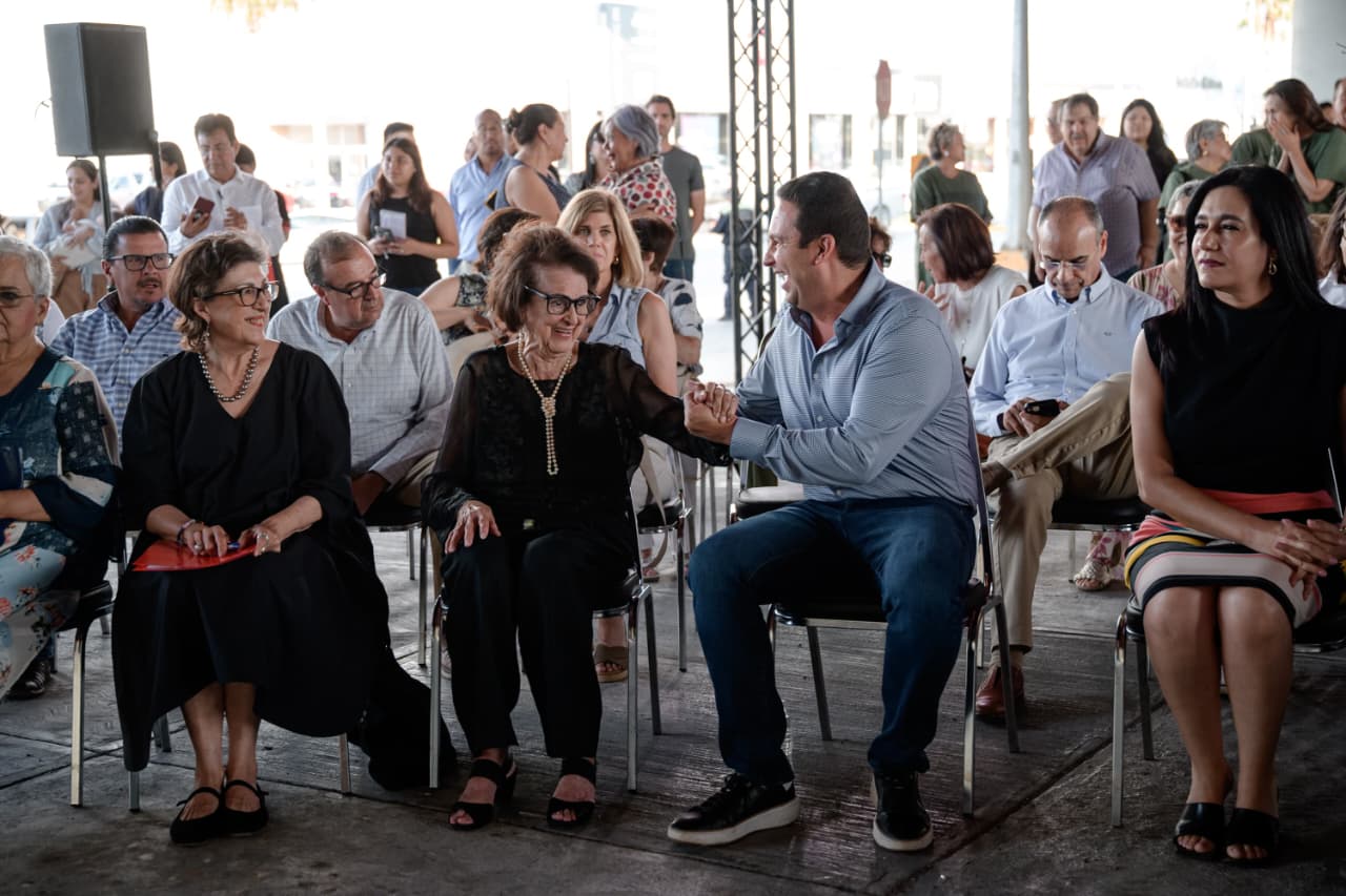Honra Saltillo la memoria y legado de Pedro Torres con mural urbano