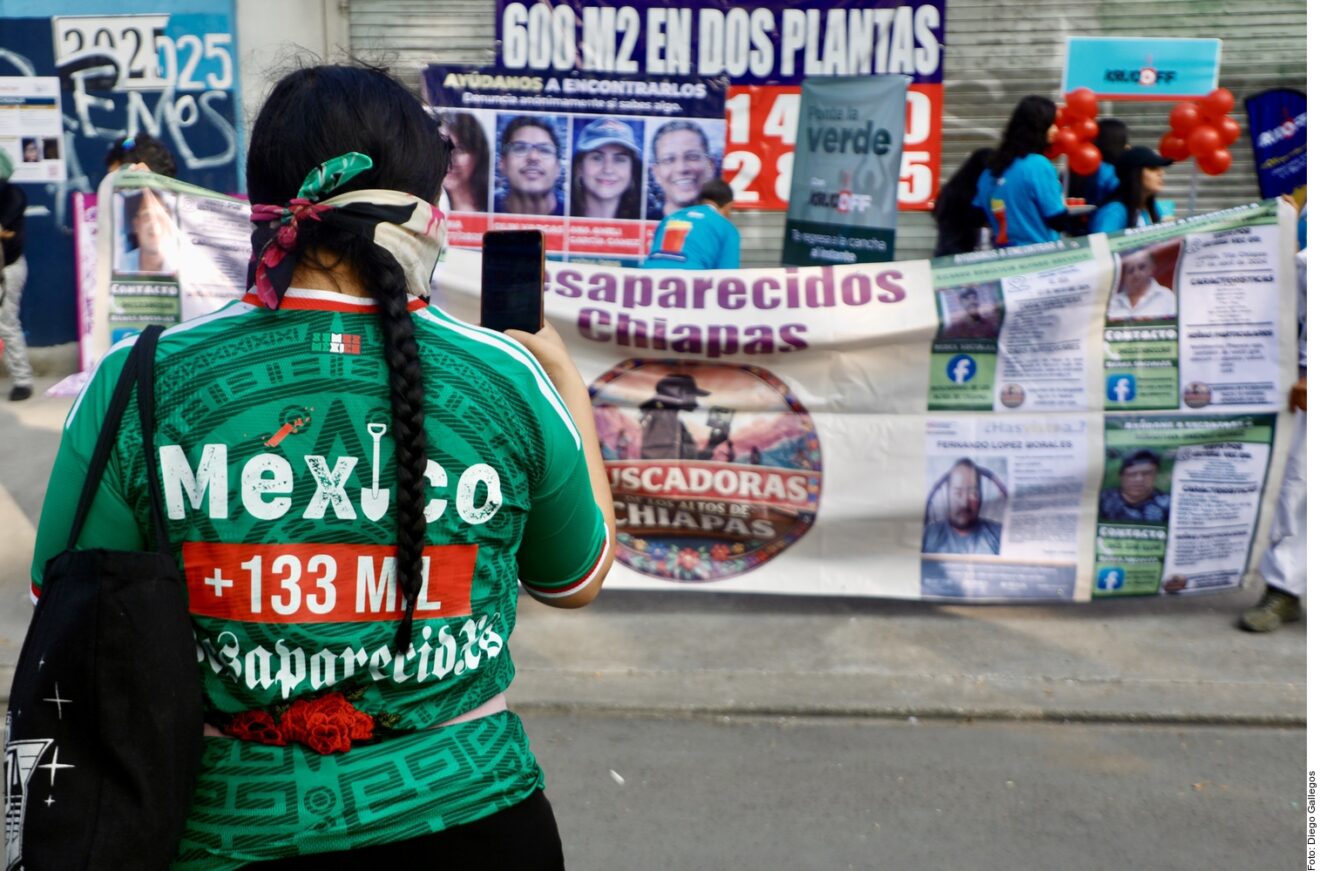 Protestan madres buscadoras en la zona del Estadio Ciudad de México